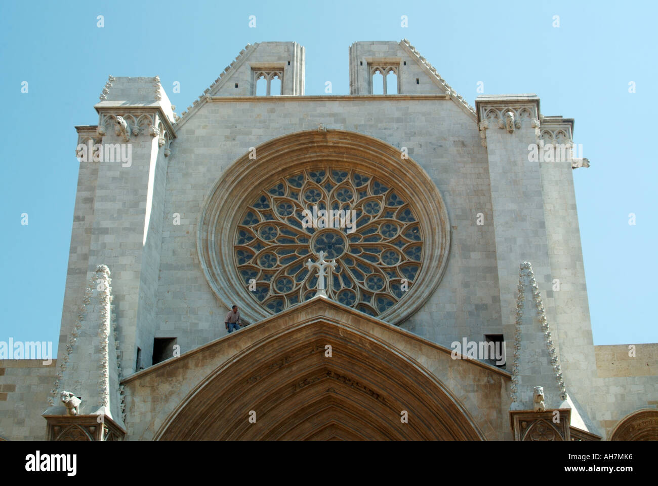 Ogival curves hi-res stock photography and images - Alamy