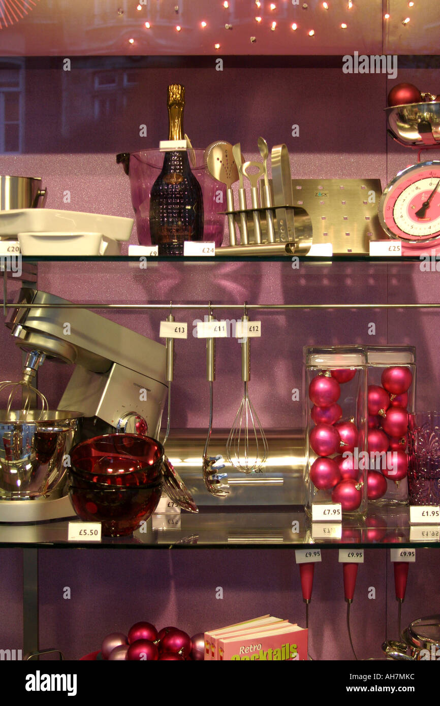 Window display on oxford hi-res stock photography and images - Alamy