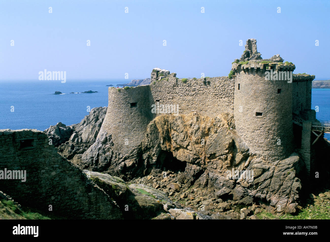 Catle island hi-res stock photography and images - Alamy
