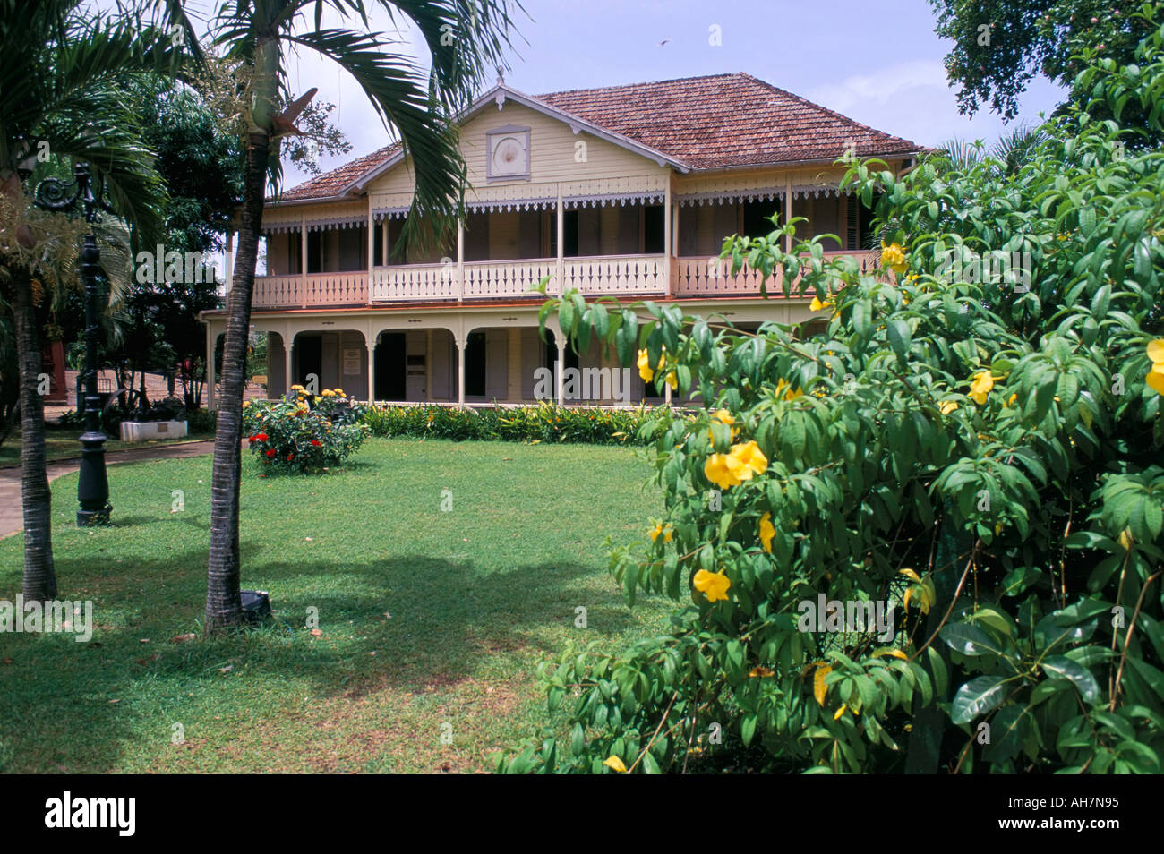Martinique plantation house hi-res stock photography and images - Alamy