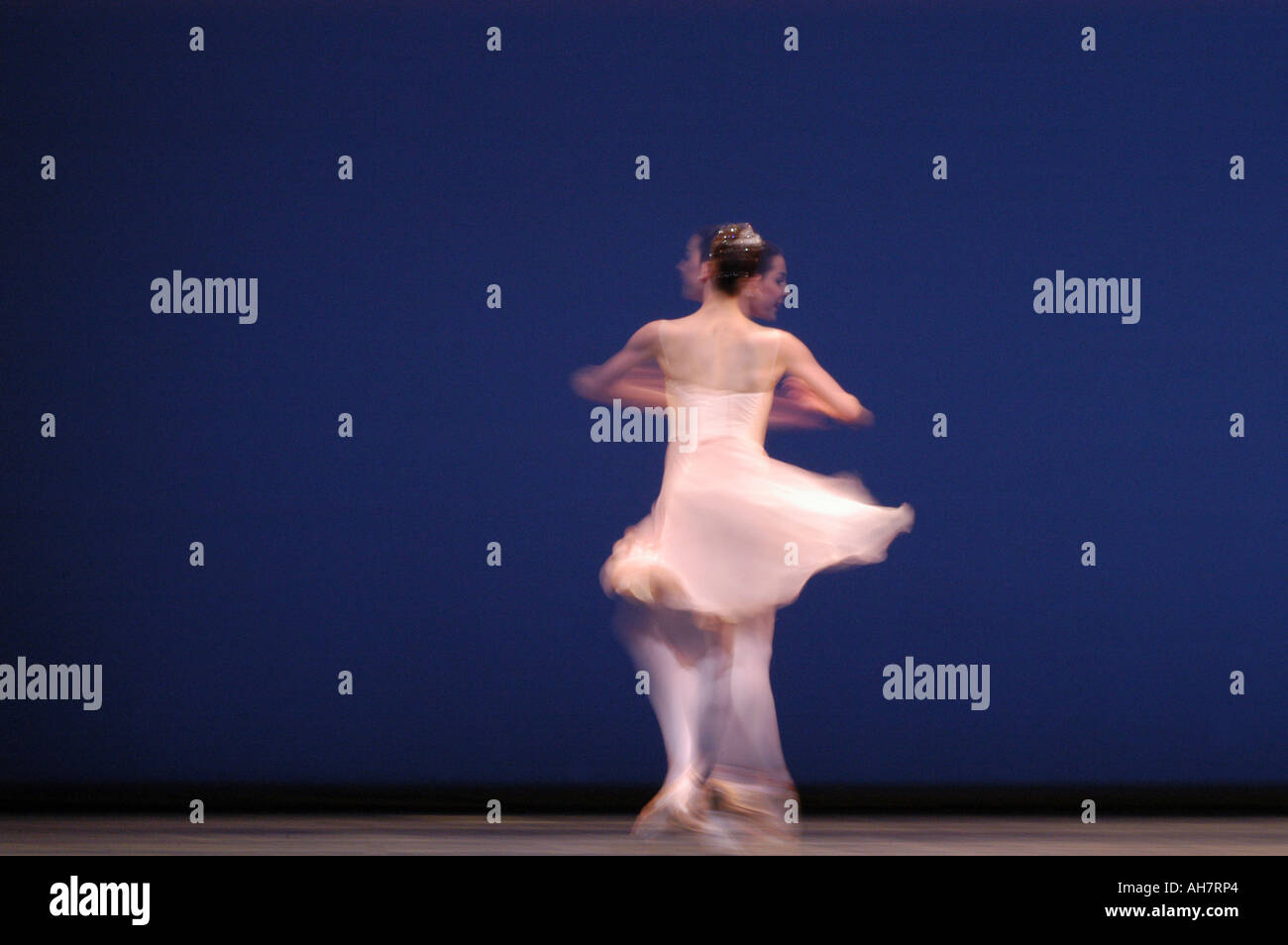 Ballerina stage jumping hi-res stock photography and images - Alamy