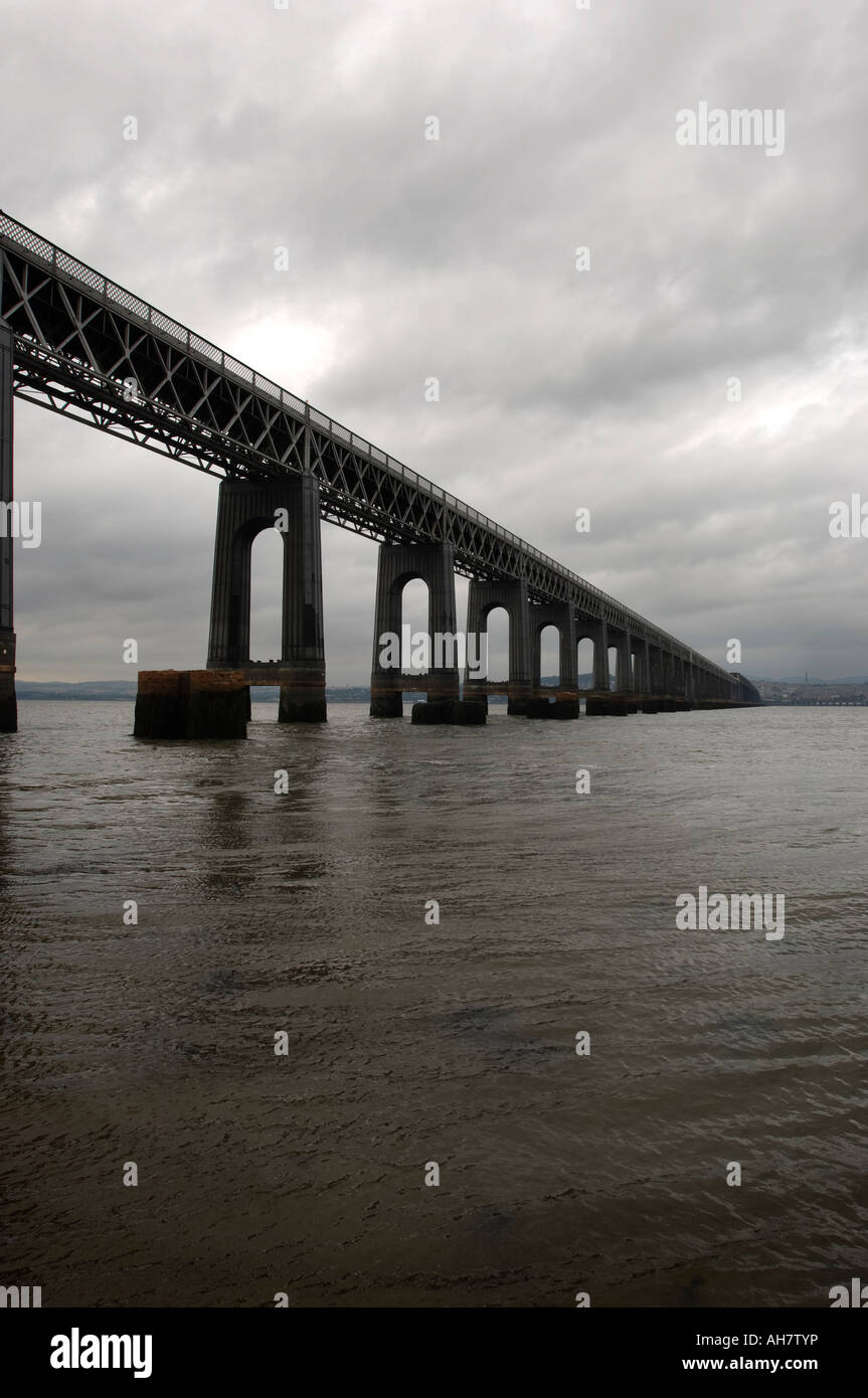 Tay Rail Bridge Stock Photo - Alamy