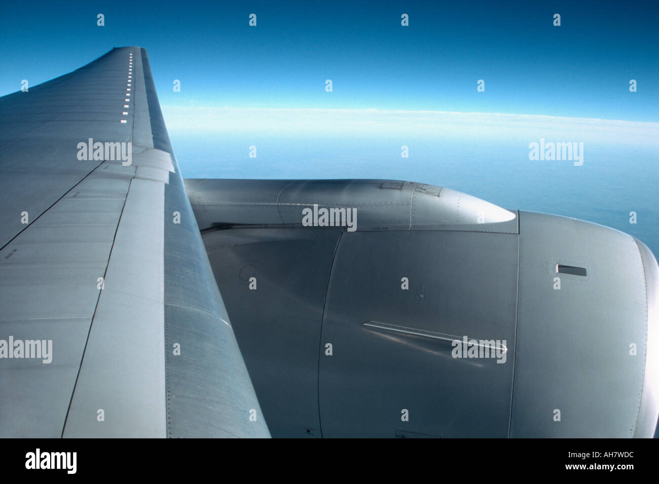Boeing 767 wing engine Stock Photo - Alamy