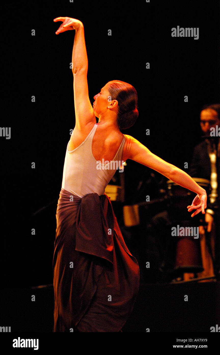 Flamenco dancer Sara Baras Stock Photo - Alamy