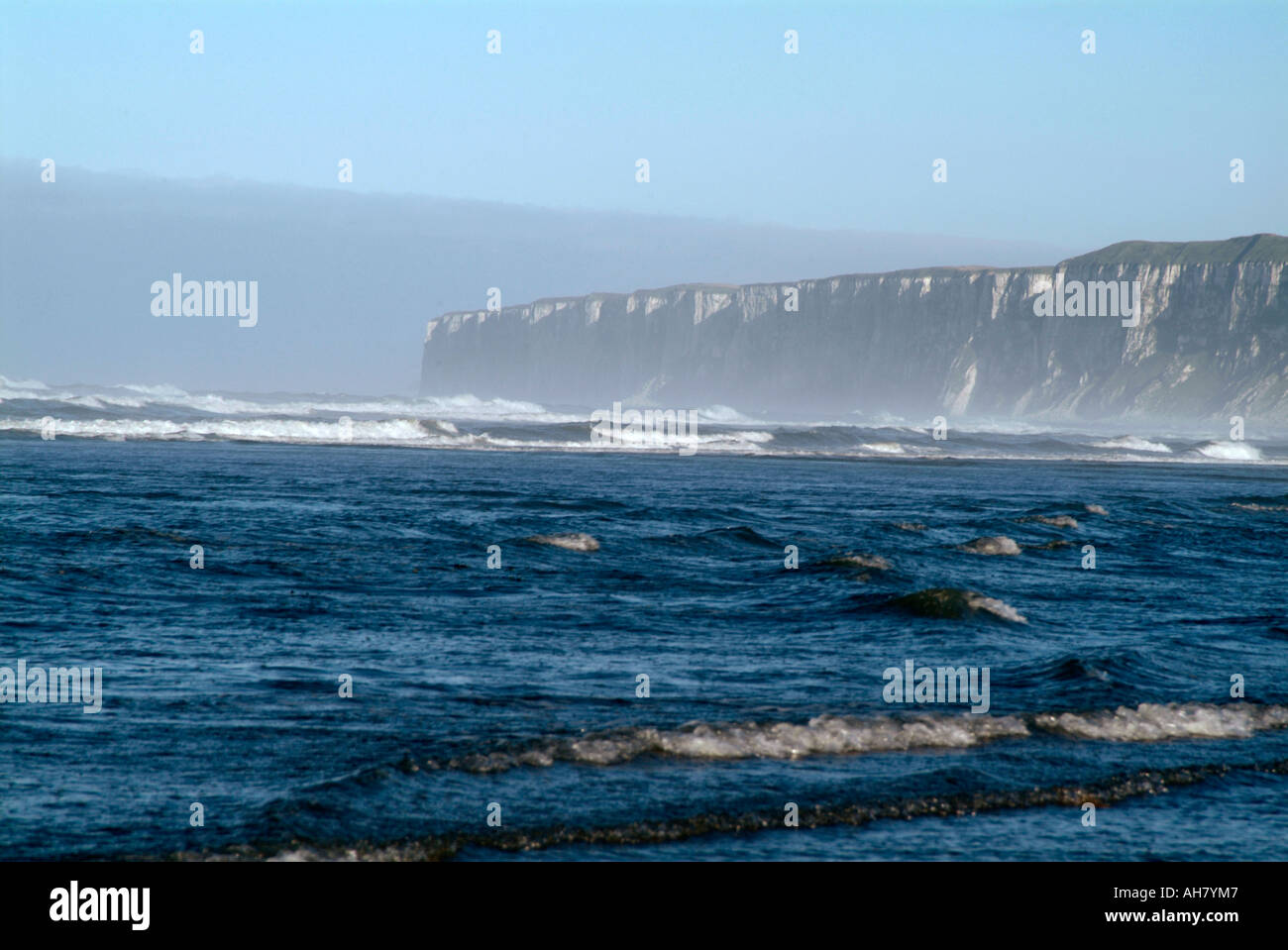 North sea cliffs waves rough water hunmanby hi-res stock photography ...