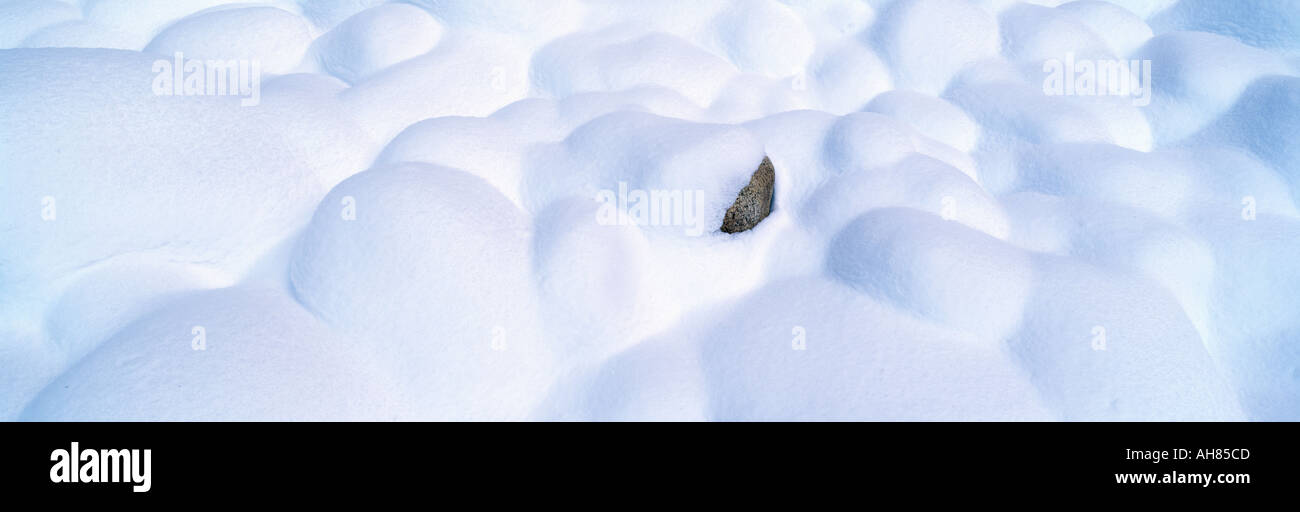 Snow covered rocks in Yosemite Stock Photo - Alamy