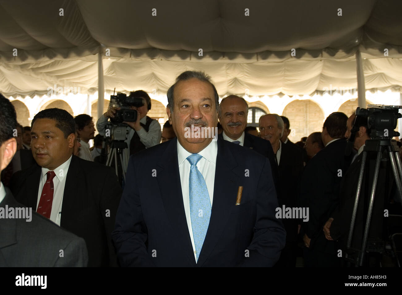 Carlos slim helú hi-res stock photography and images - Alamy