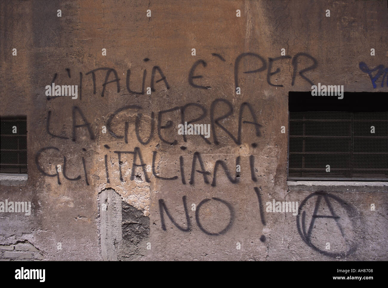 Roman graffiti hi-res stock photography and images - Alamy