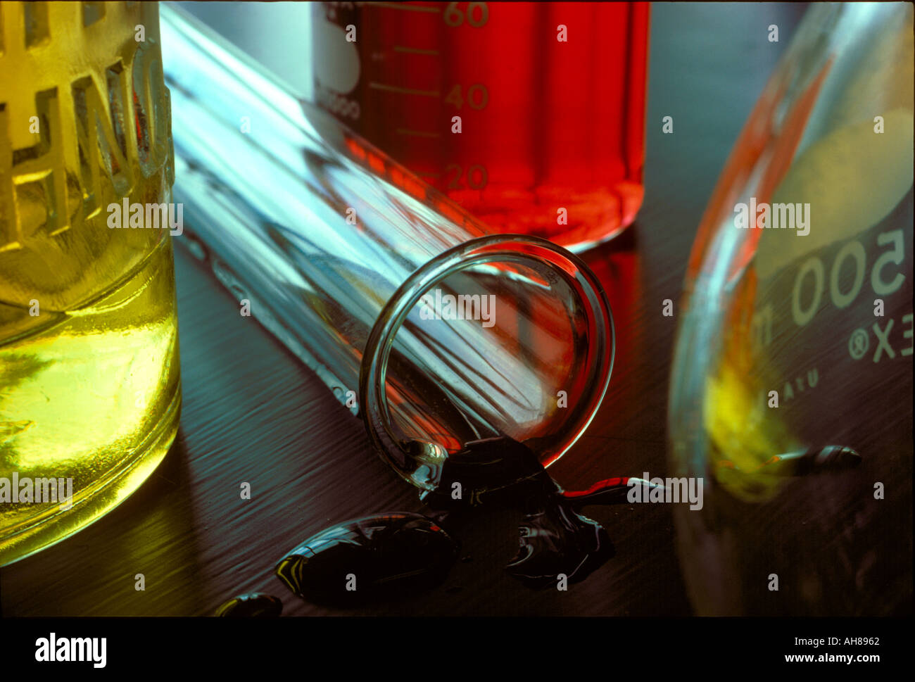 Florence flask hi-res stock photography and images - Alamy