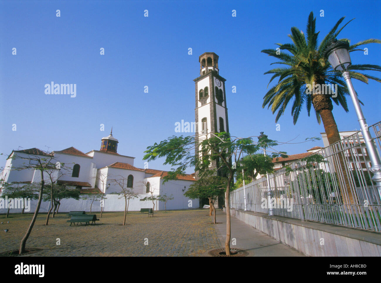 Tenerife icon building hi-res stock photography and images - Alamy