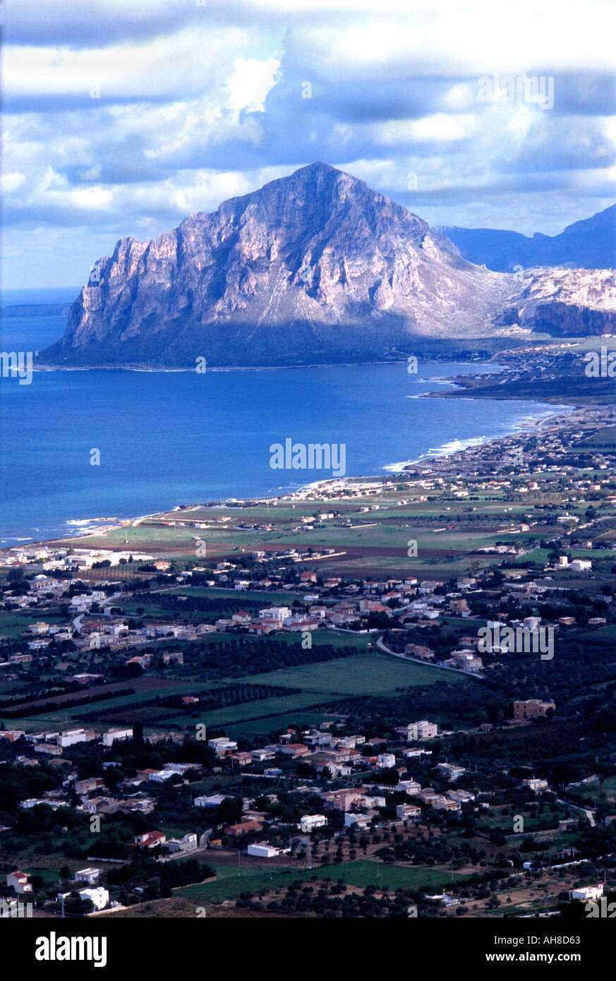 Italy Sicily island Capo Vito rock Stock Photo - Alamy