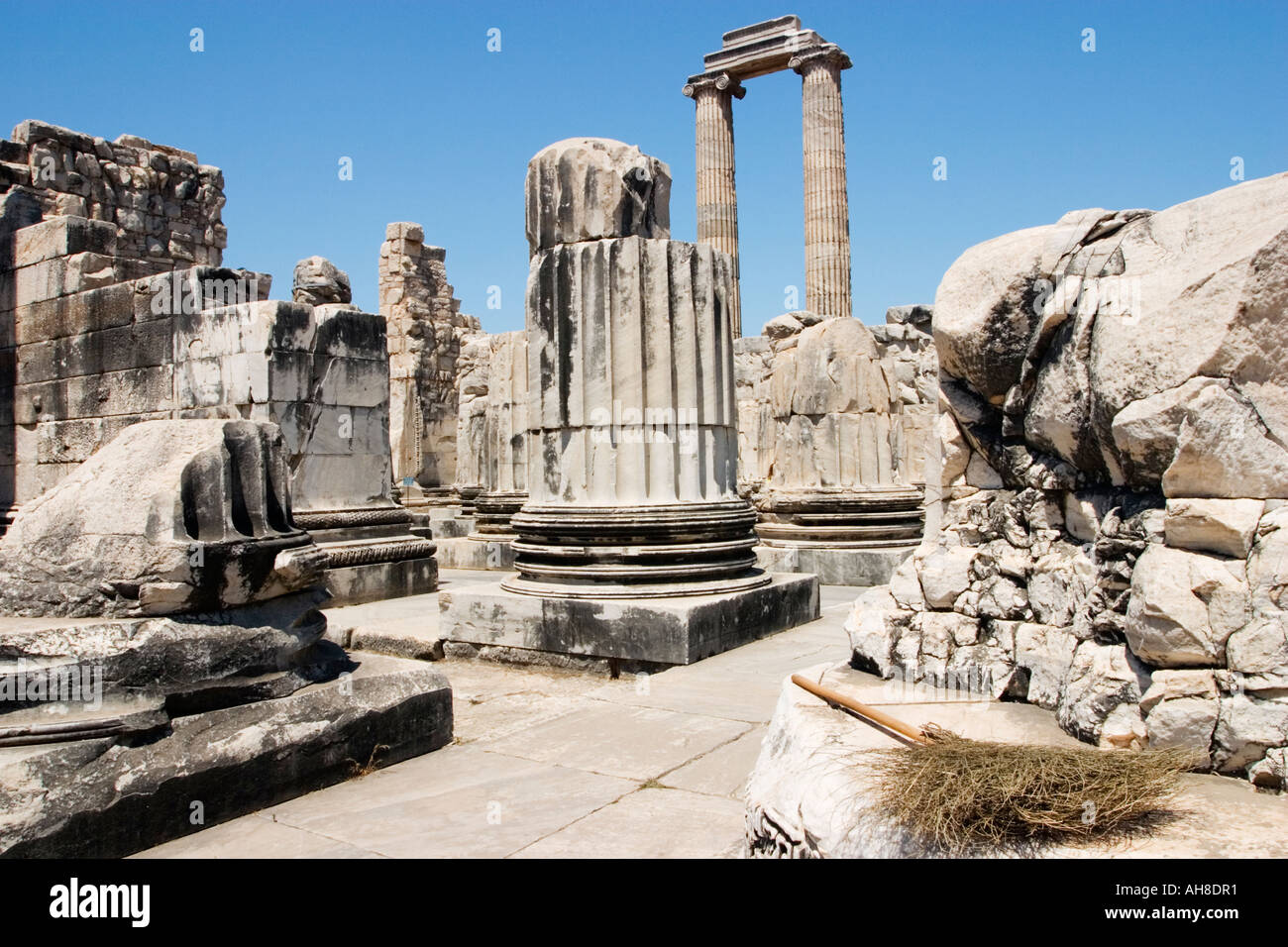 Temple of Apollo - Didim Altinkum Turkey Stock Photo - Alamy