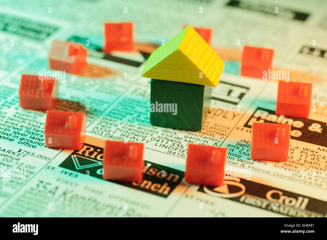 Real estate advertisements newspaper hi-res stock photography and ...