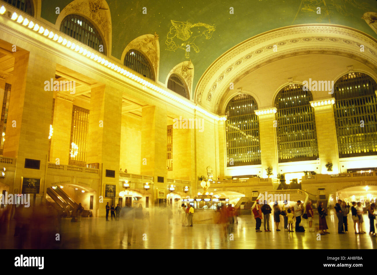 Inside Grand Central Station in New York City Stock Photo - Alamy