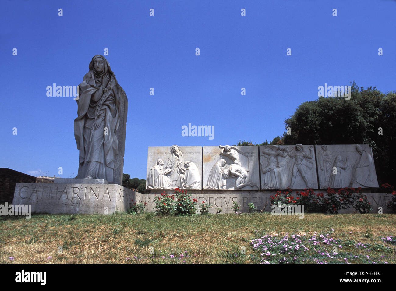 Statue of St Catherine Stock Photo - Alamy