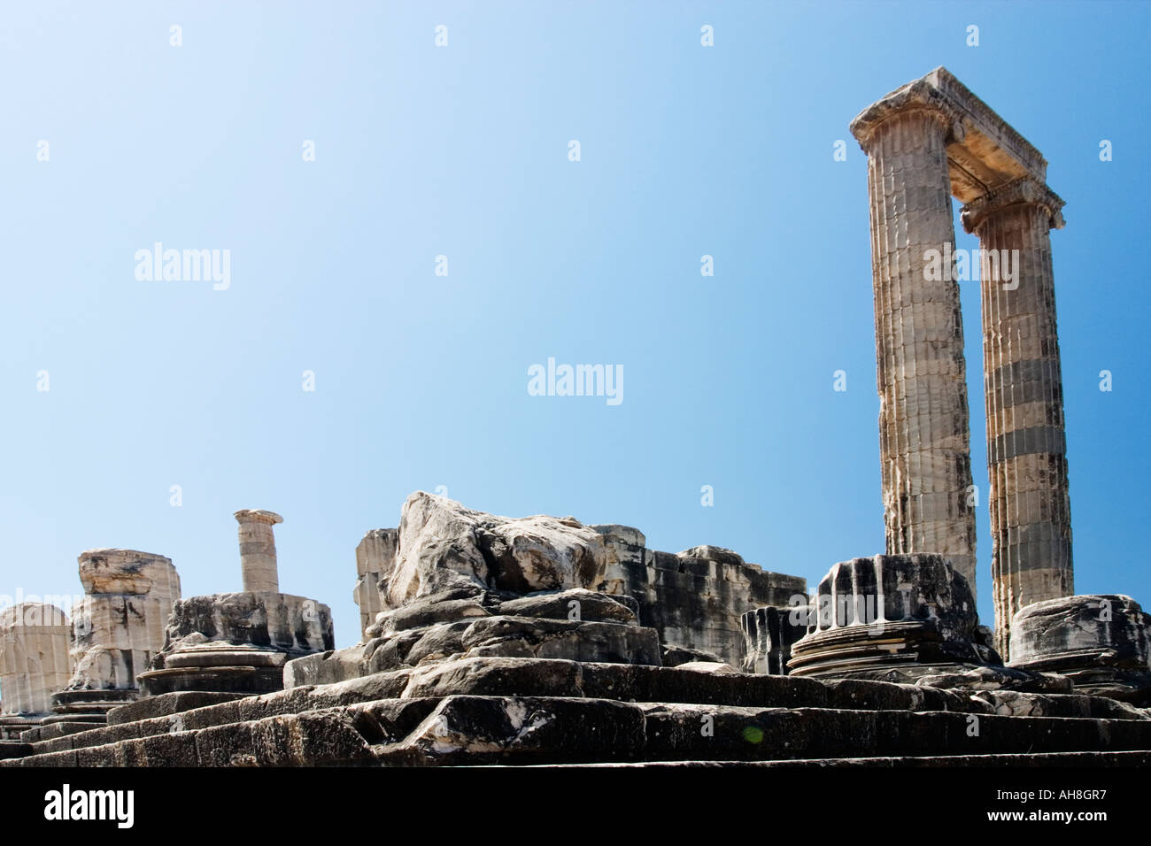 Temple of Apollo - Didim Altinkum Turkey Stock Photo - Alamy