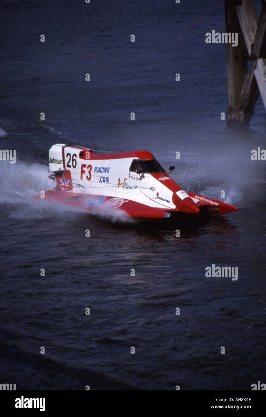 Powerboat racing hi-res stock photography and images - Alamy