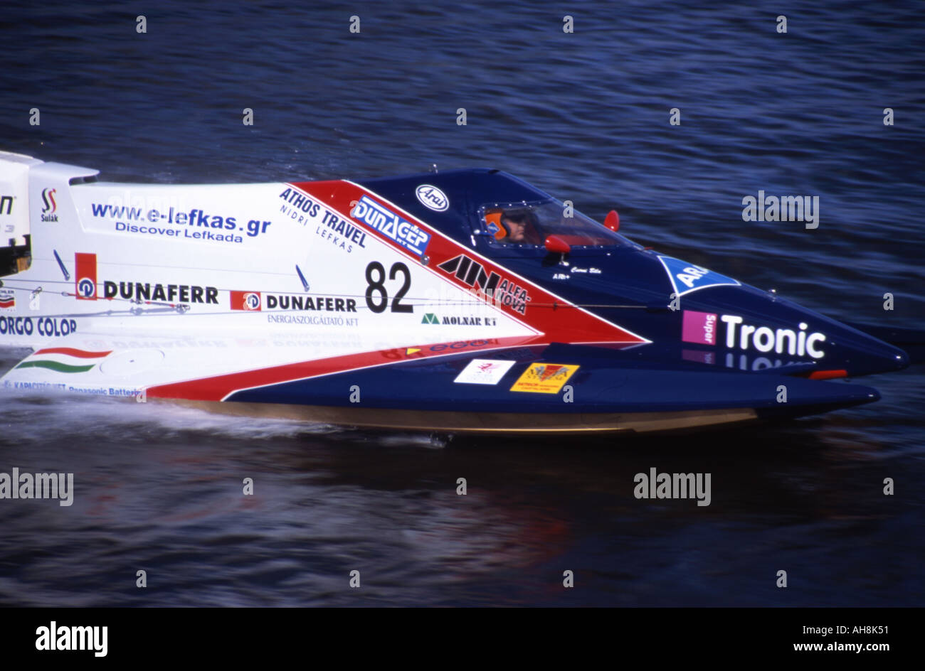 Formula 3 Powerboat racing in Cardiff Harbor Stock Photo - Alamy