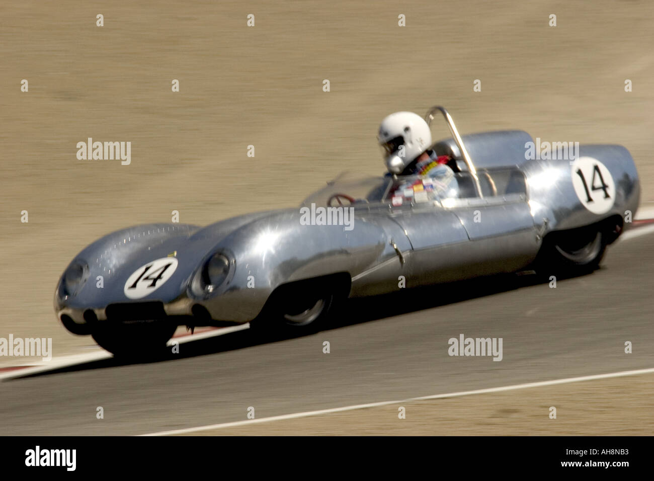 Lotus 15 hi-res stock photography and images - Alamy
