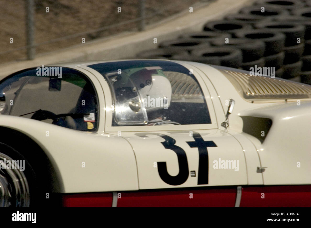 Porsche 906 hi-res stock photography and images - Alamy