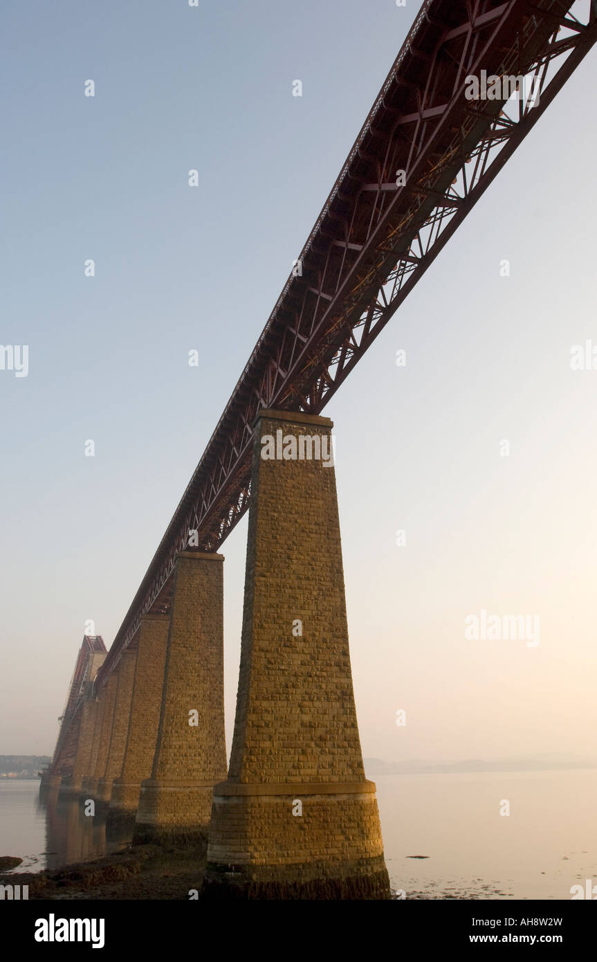 Forth rail bridge sunrise hi-res stock photography and images - Alamy