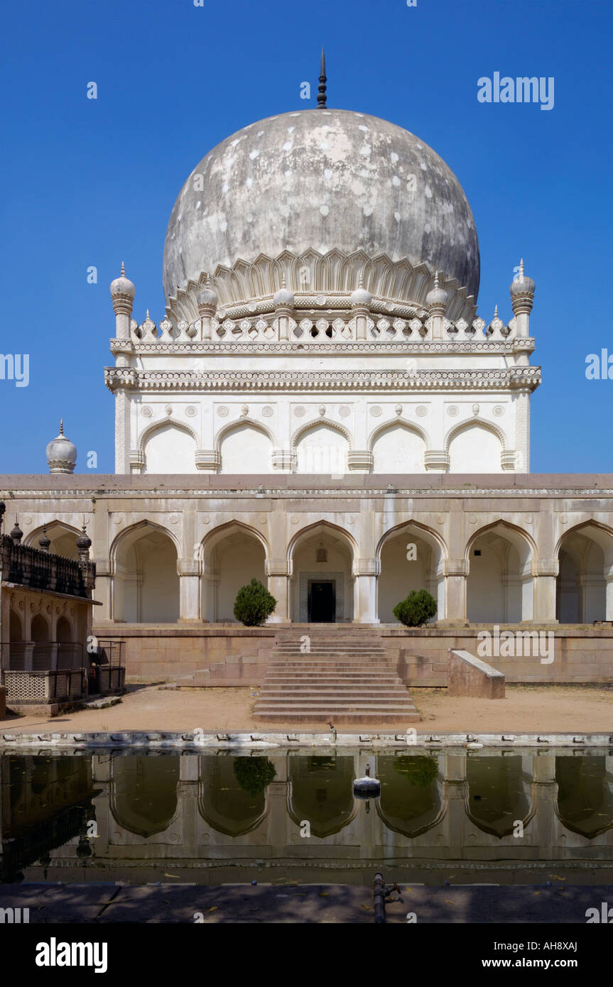 Hayath Bakshi Begum tomb Daughter of Muhammad Quli Qutb Shah Hyderabad ...