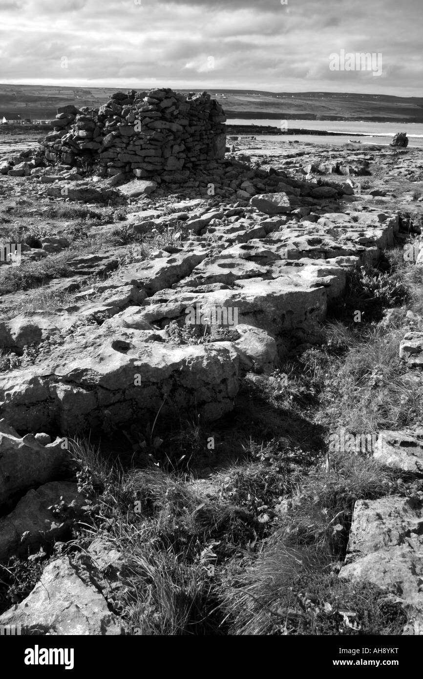 Limestone in burren Black and White Stock Photos & Images - Alamy