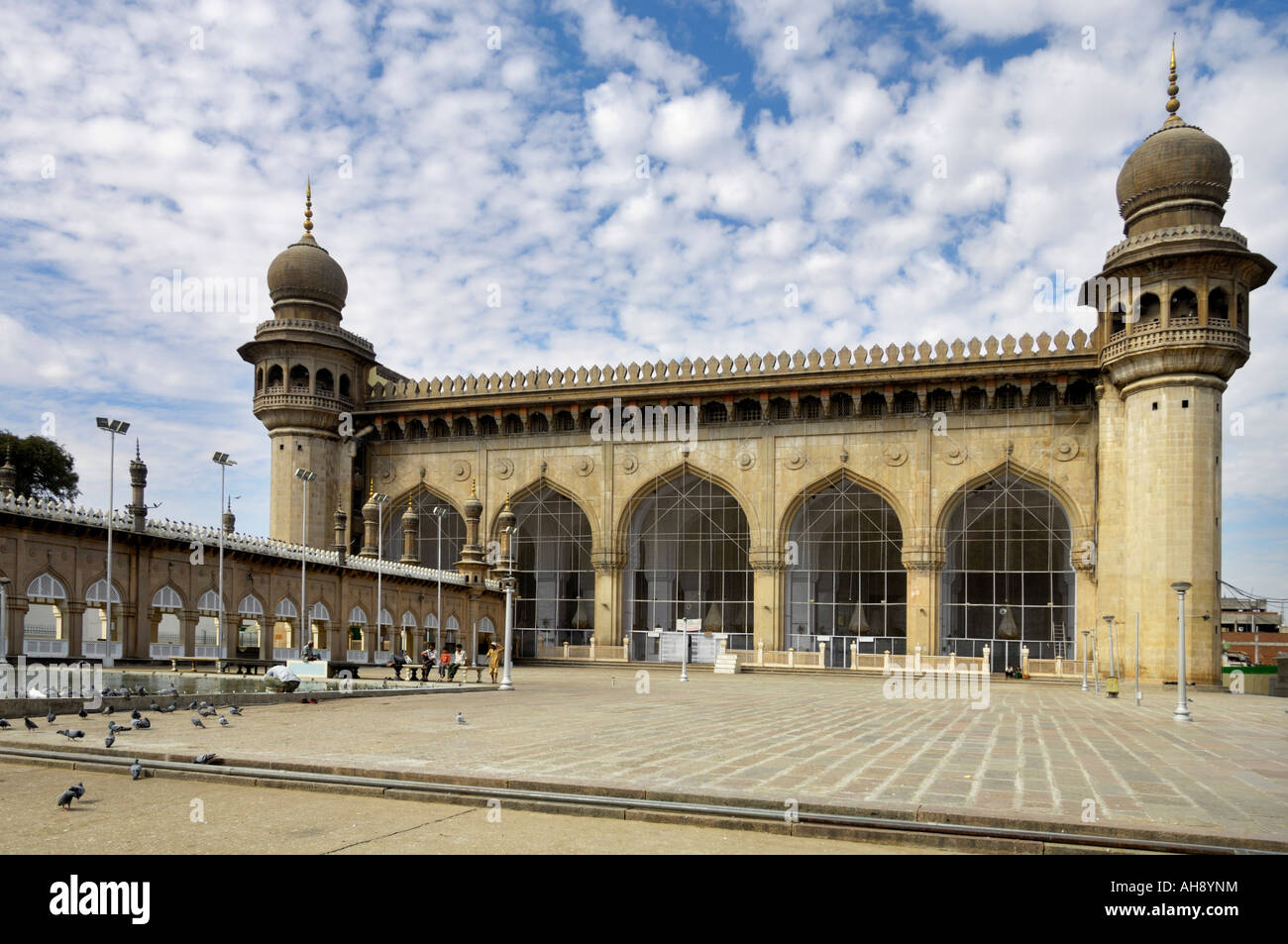 Makkah Masjid, Hyderabad _ Mecca Masjid Hyderabad And Everything You ...