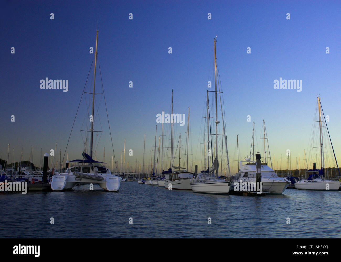 River hamble hampshire hi-res stock photography and images - Alamy