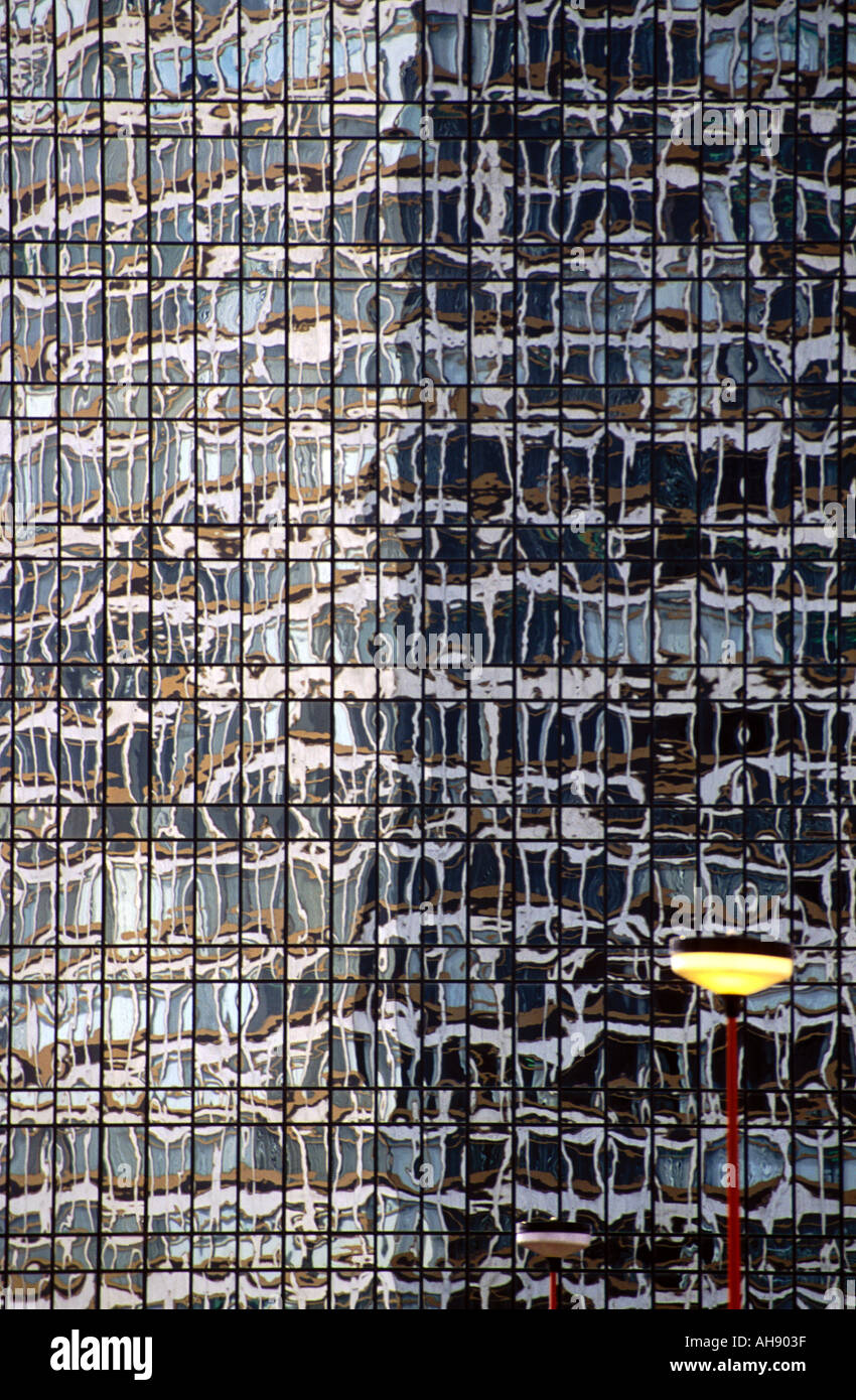 Windows glass birmingham hi-res stock photography and images - Alamy
