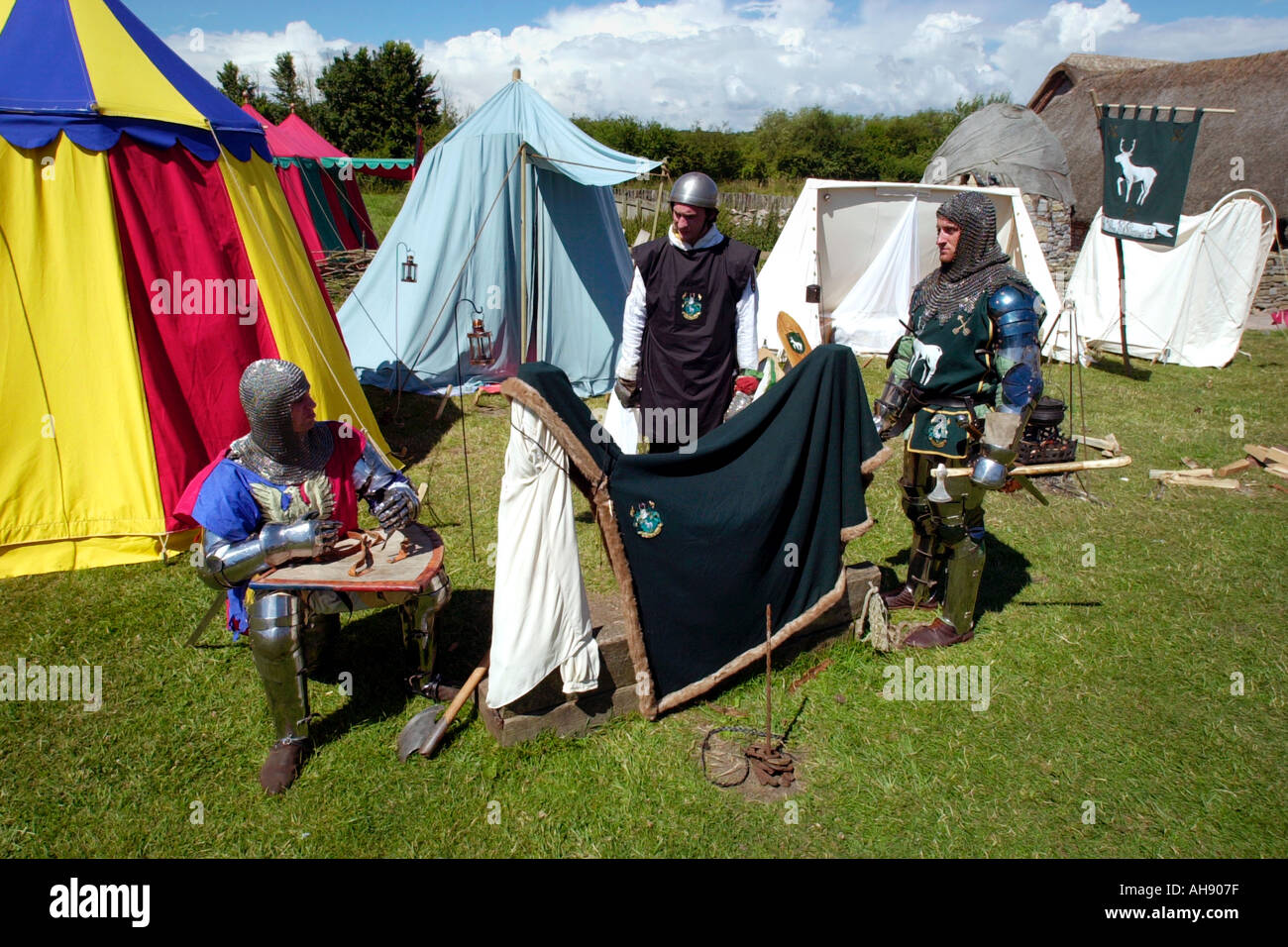 Cosmeston medieval village hi-res stock photography and images - Alamy