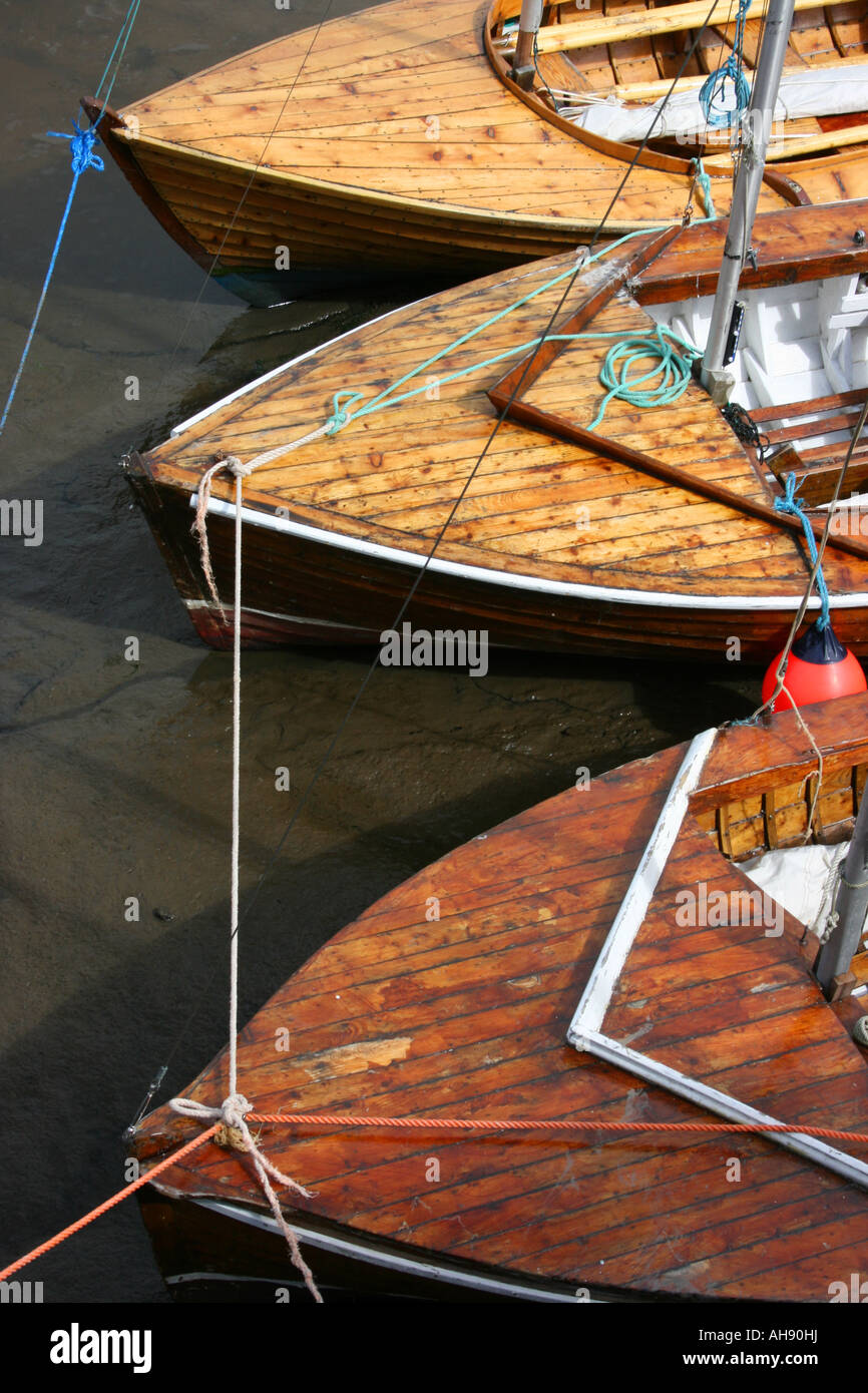 Three small sailing boats hi-res stock photography and images - Alamy
