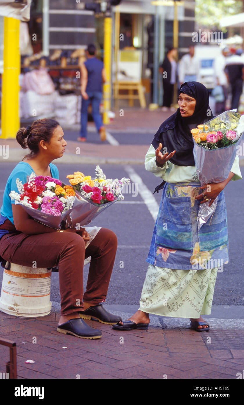 Women Selling Flowers High Resolution Stock Photography and Images - Alamy