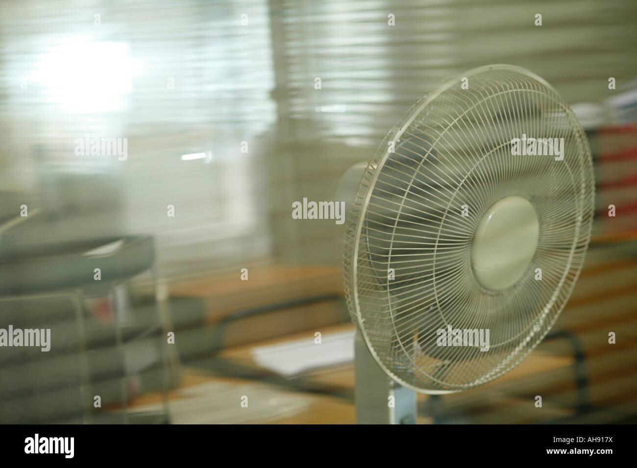 Office ac hi-res stock photography and images - Alamy