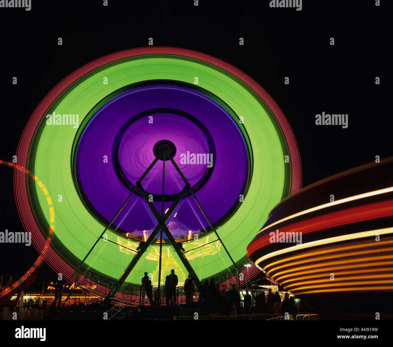 Western Washington State Fair people enjoying the amusement rides ...