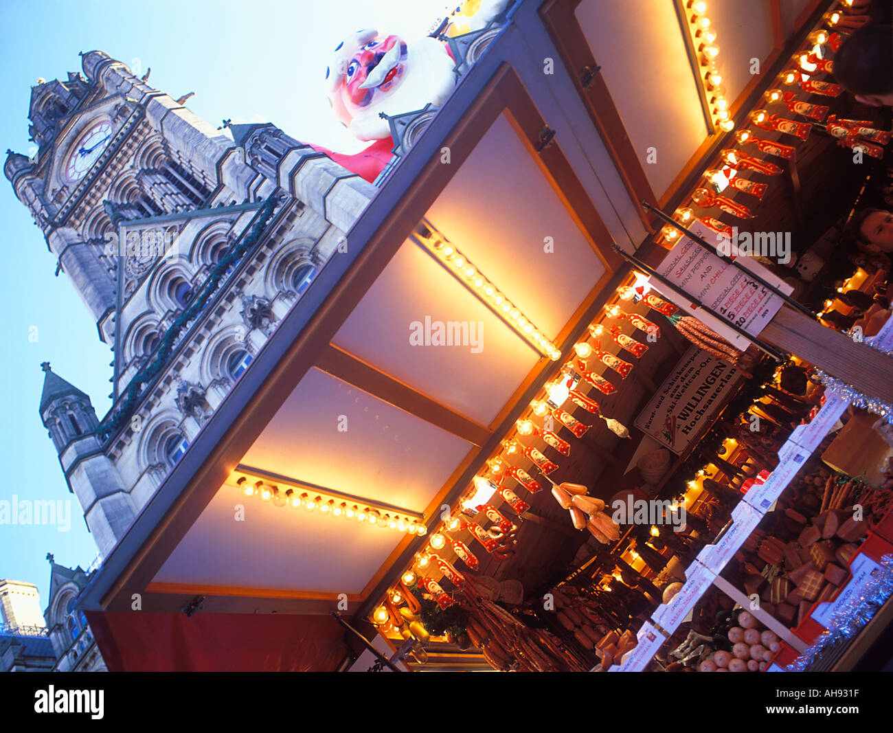 The popular European Christmas Markets in Albert Square Manchester with ...