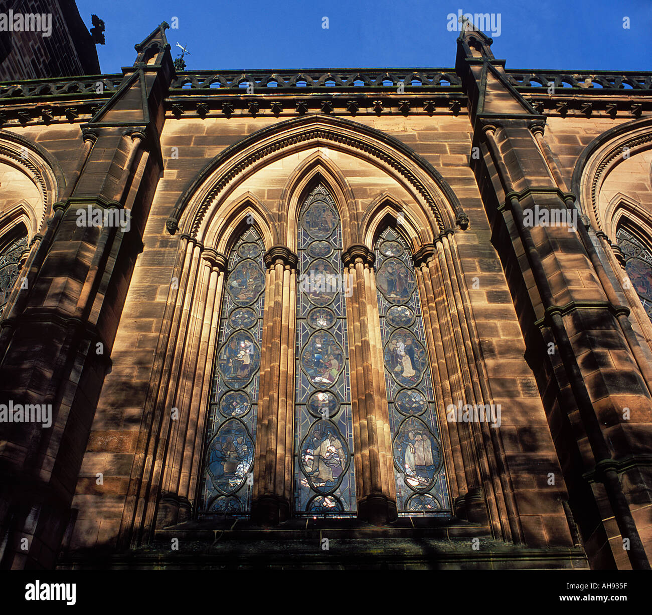 Gothic window detail from Chester Cathedral Stock Photo - Alamy