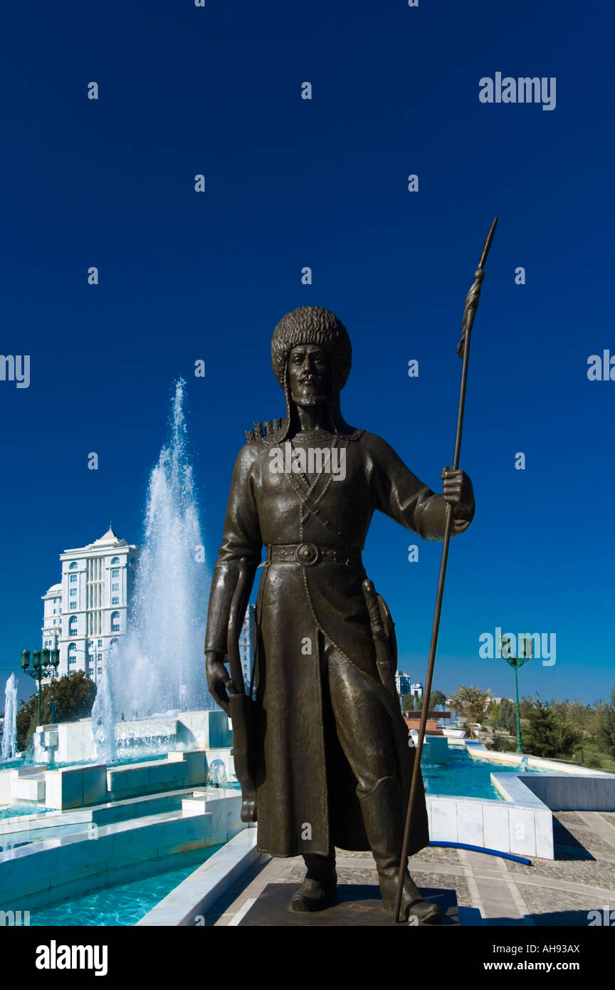 Statue of Turkmenian nomad warrior Stock Photo - Alamy