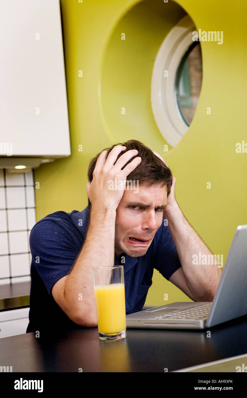 Computer trouble hi-res stock photography and images - Alamy