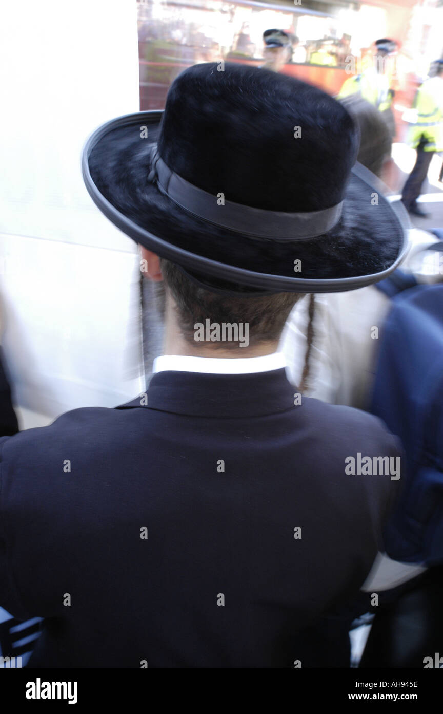 Neturei Karta protest outside Downing street during Israeli Prime ...