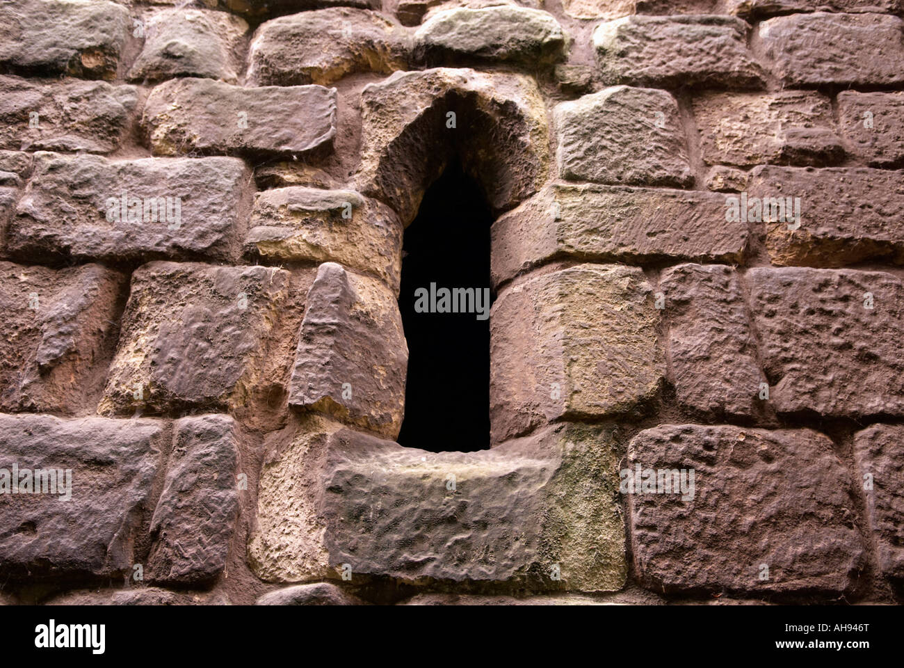 Castle window hi-res stock photography and images - Alamy