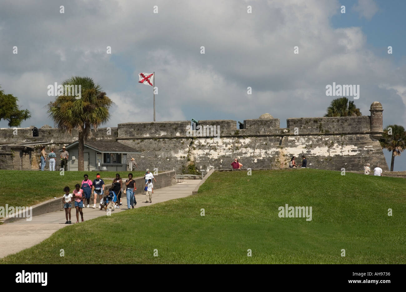 Visiting an old fort hi-res stock photography and images - Alamy