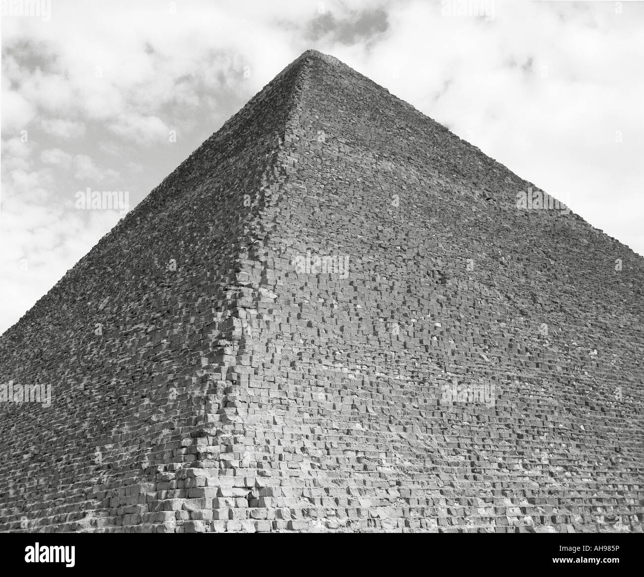 Egyptian pyramid pyramids hi-res stock photography and images - Alamy