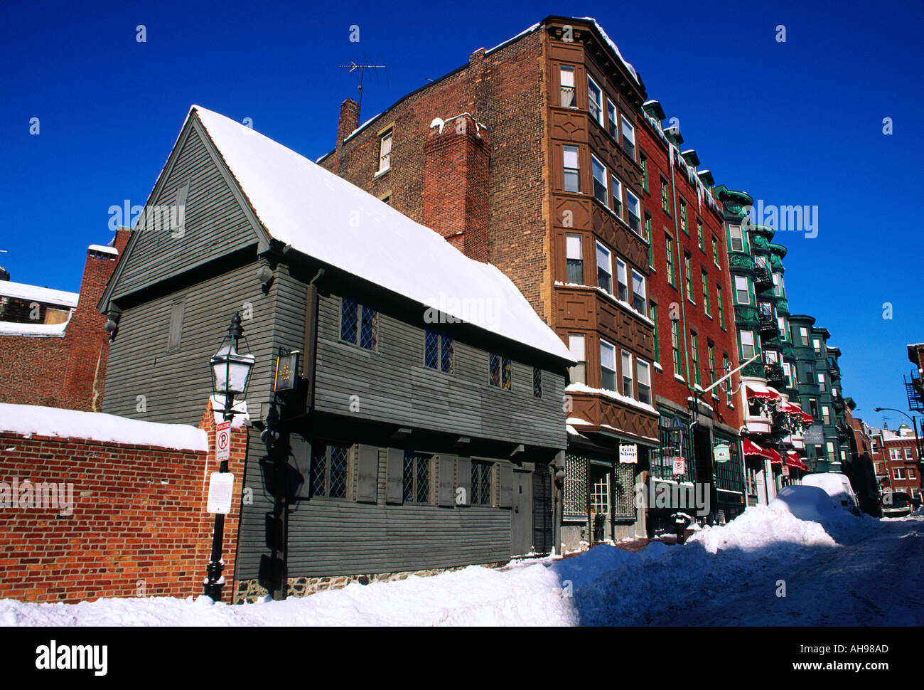 Paul revere house hi-res stock photography and images - Alamy