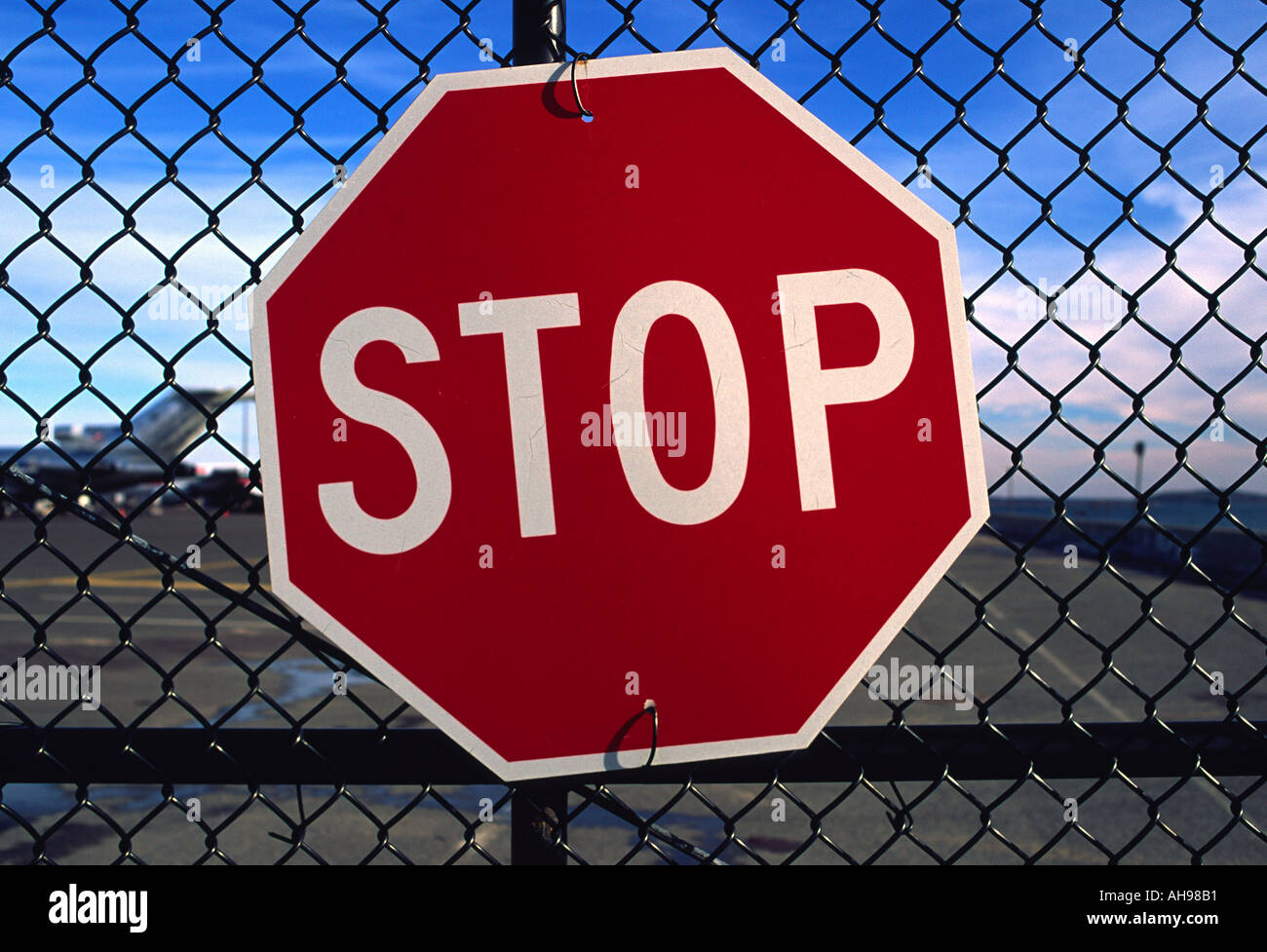 traffic stop sign Stock Photo - Alamy
