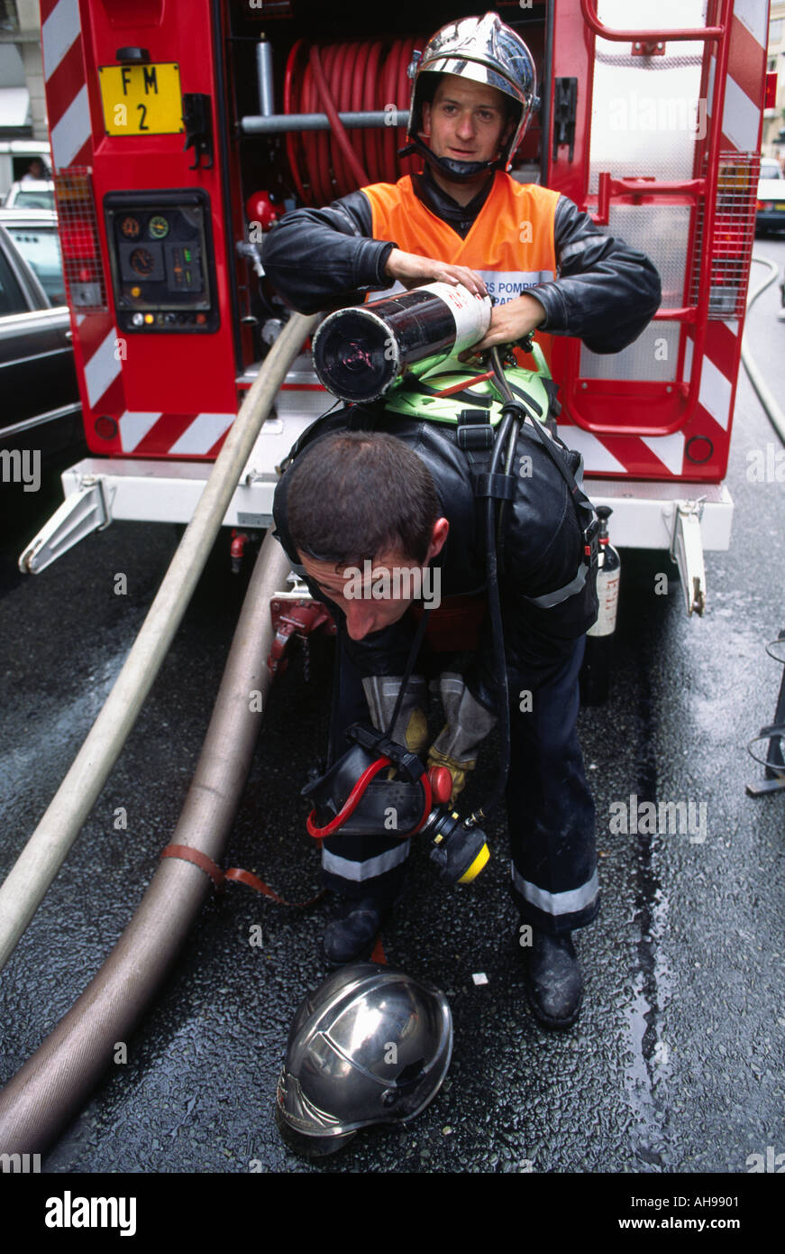 French firefighters, Paris Stock Photo - Alamy