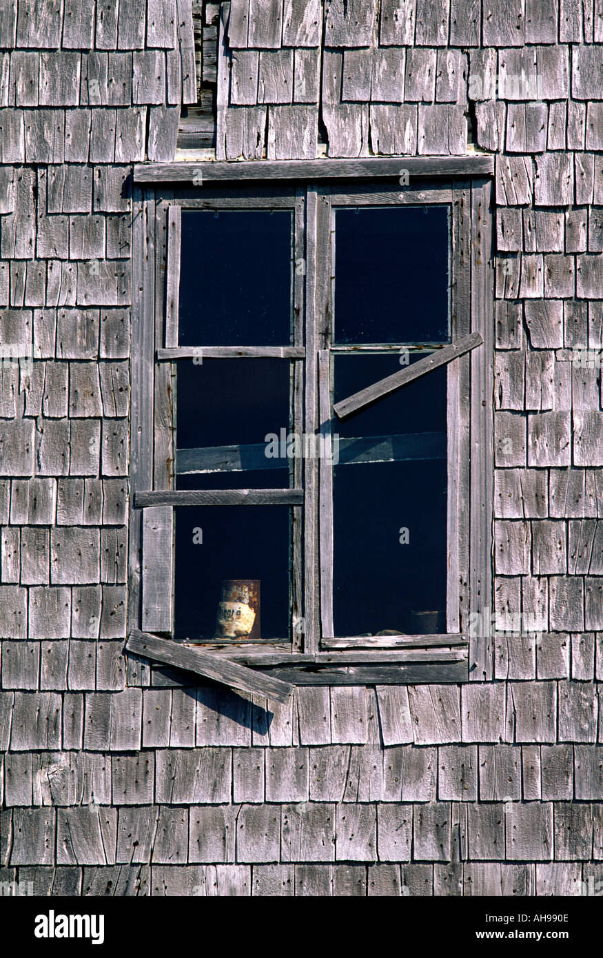 Weathered shingles hi-res stock photography and images - Alamy