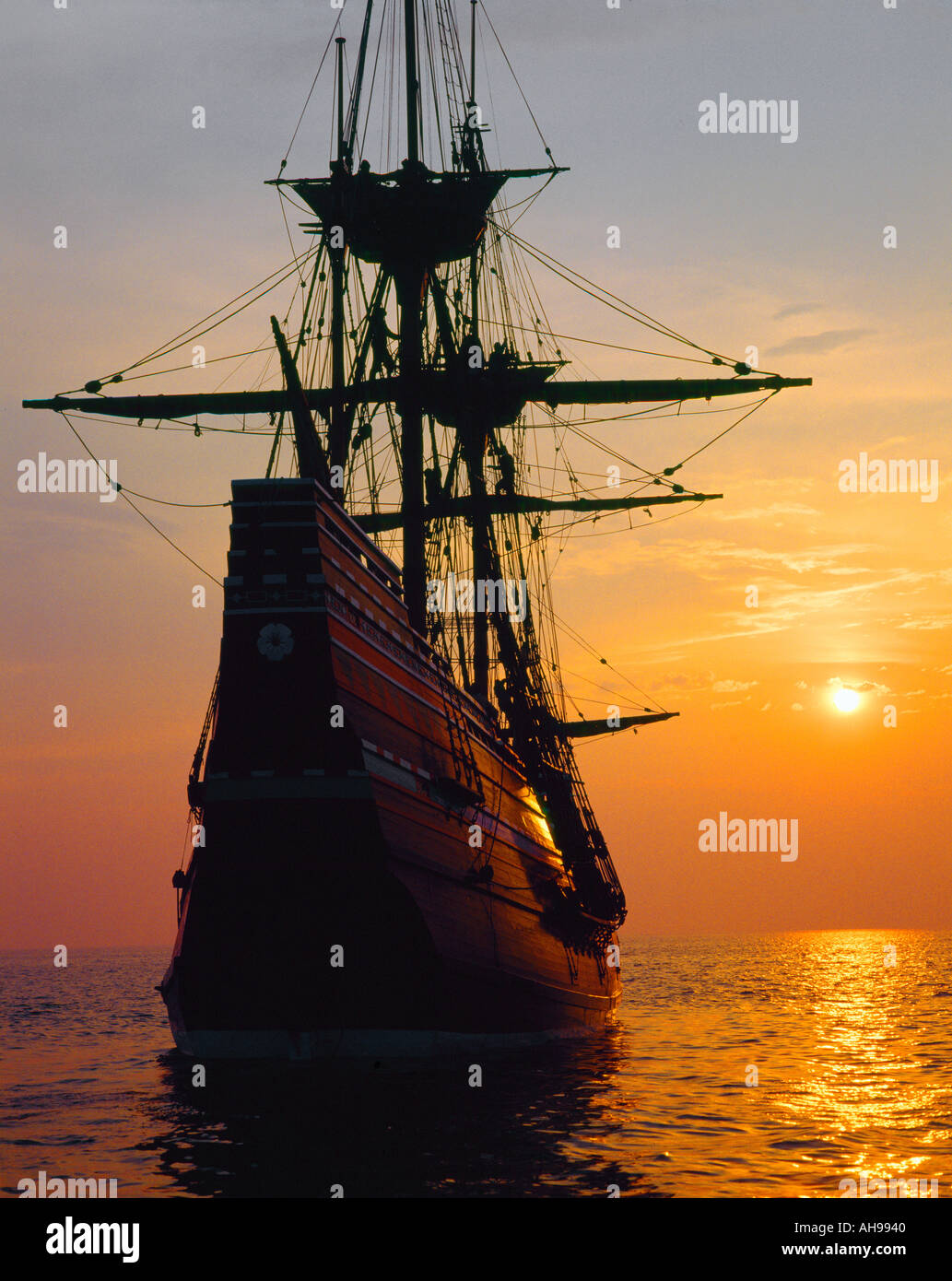 Mayflower II replica at sunset Stock Photo - Alamy