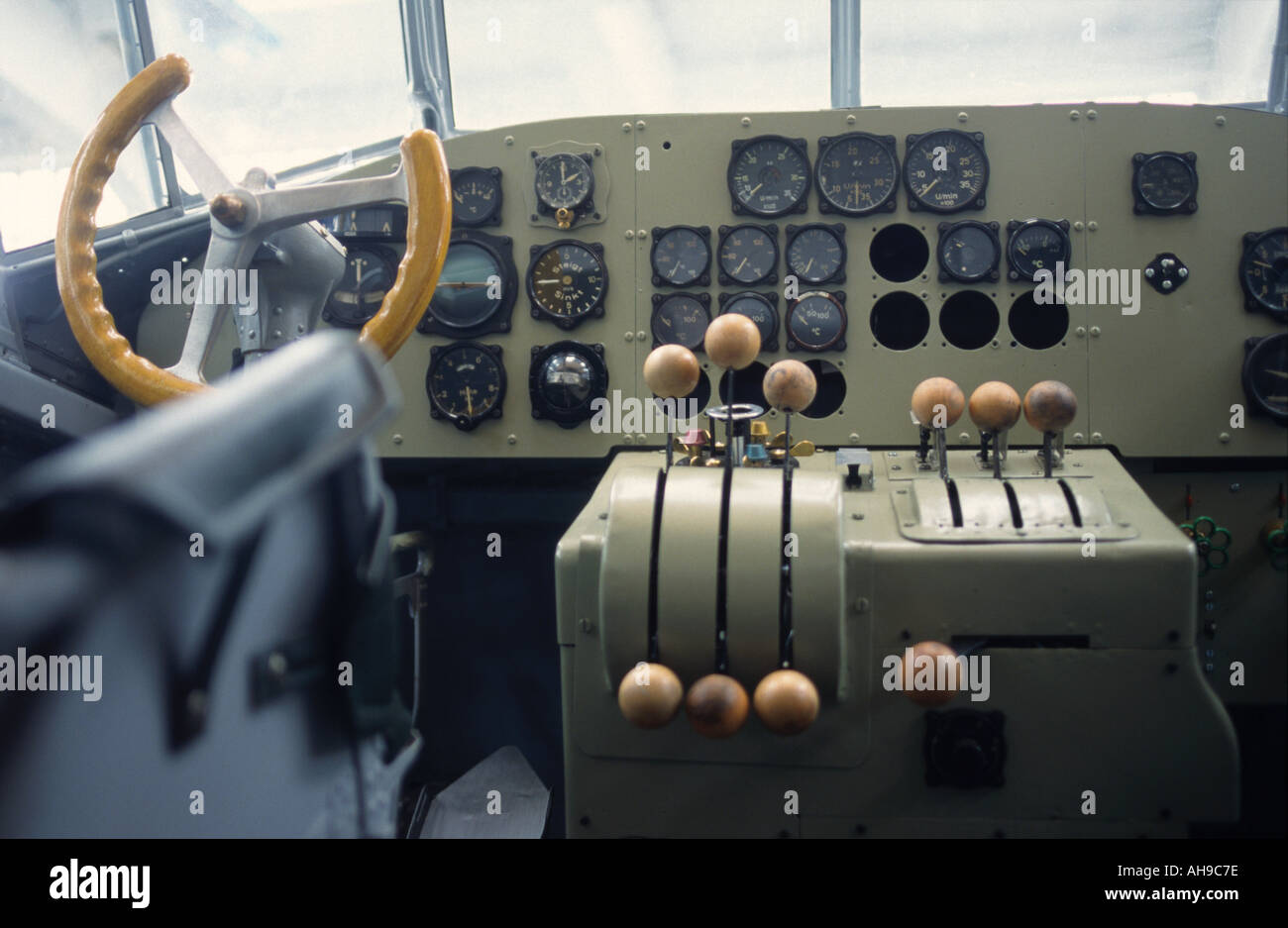 Ju 52 cockpit hi-res stock photography and images - Alamy