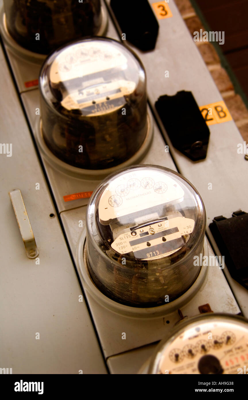 Volt meters hi-res stock photography and images - Alamy